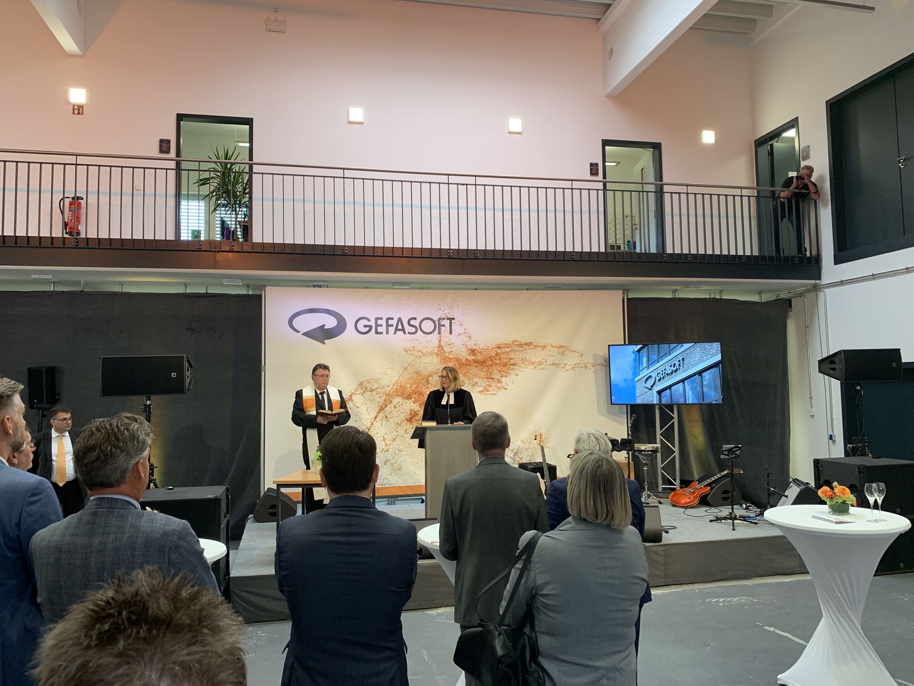 Segnung / Offizielle Eröffnung GEFASOFT | Architektur Regensburg